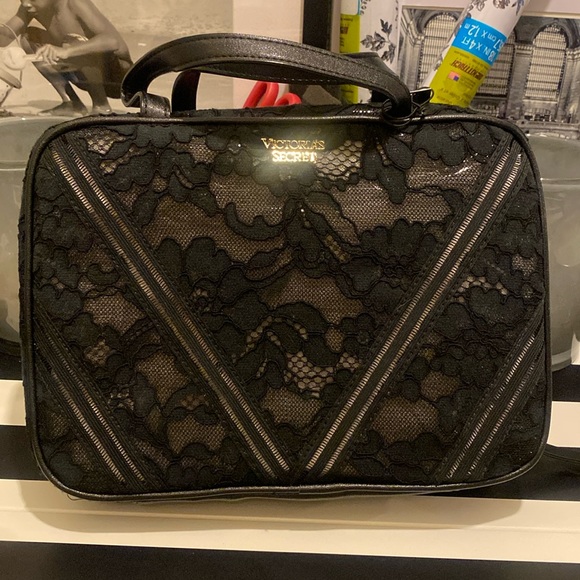 Victoria's Secret | Bags | New Victorias Secret Black Lace Texture ...